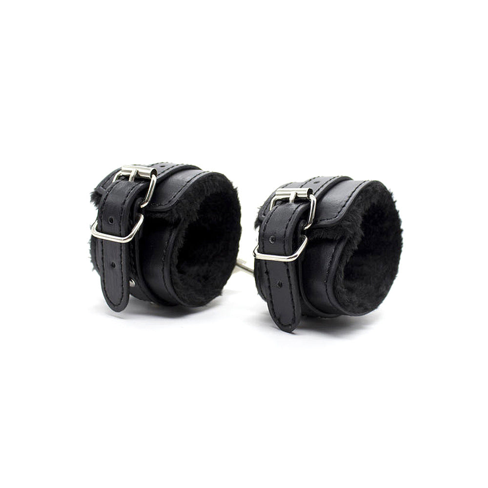 Furry Cosplay Handcuffs with Adjustable Buckle – Amorino